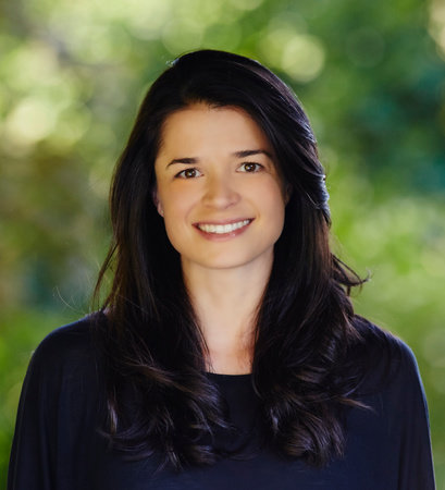 Georgia Hunter ‹ Literary Hub