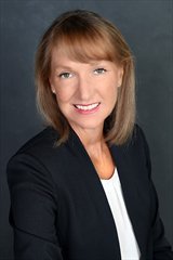 Eva Dillon ‹ Literary Hub