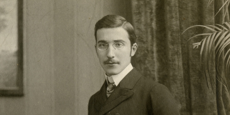 On the Haunting Quality of Stefan Zweig’s Chess Story ‹ Literary Hub