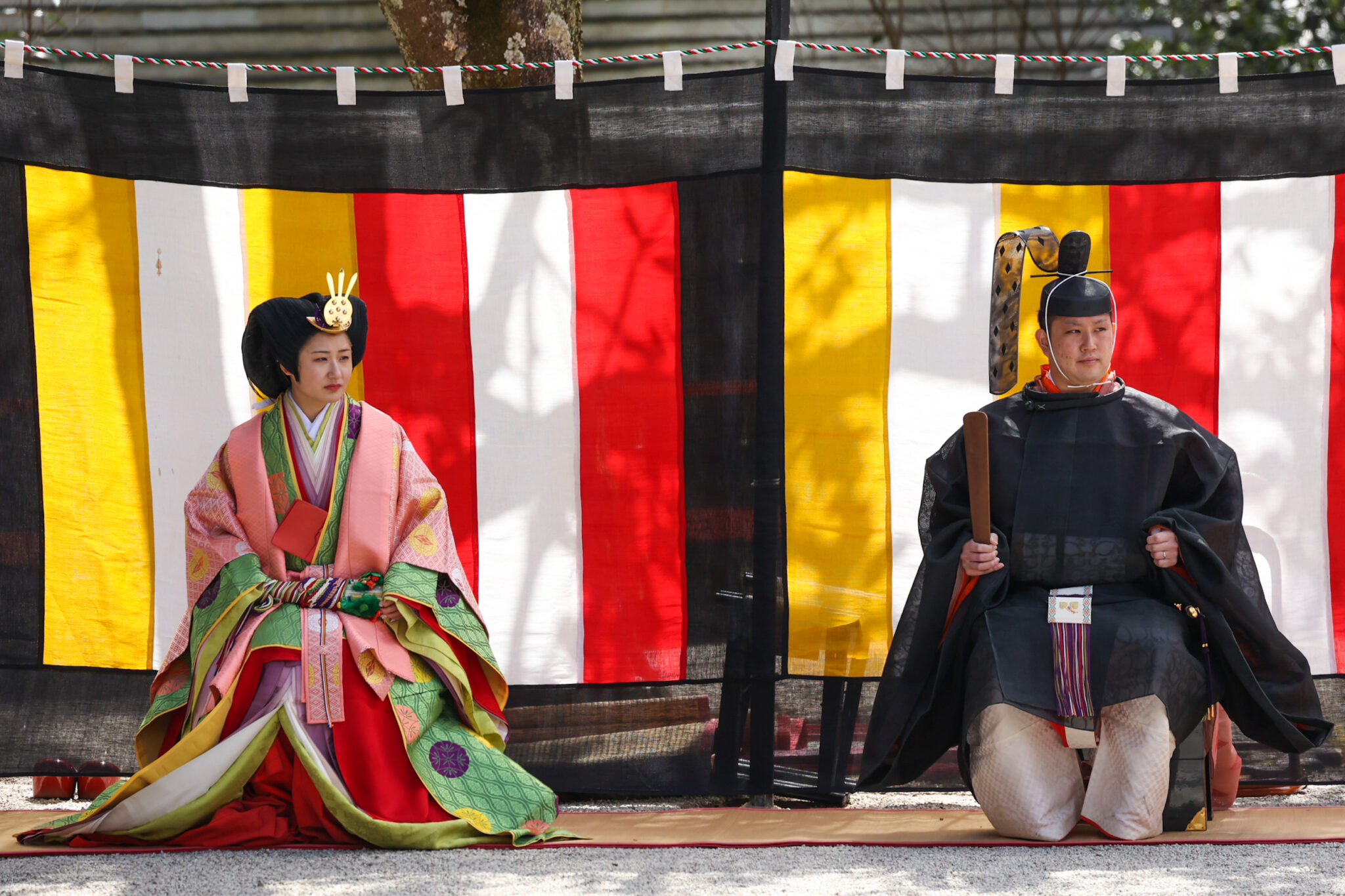 The Tale of Genji: A Visual Journey Through the World’s First Novel ...