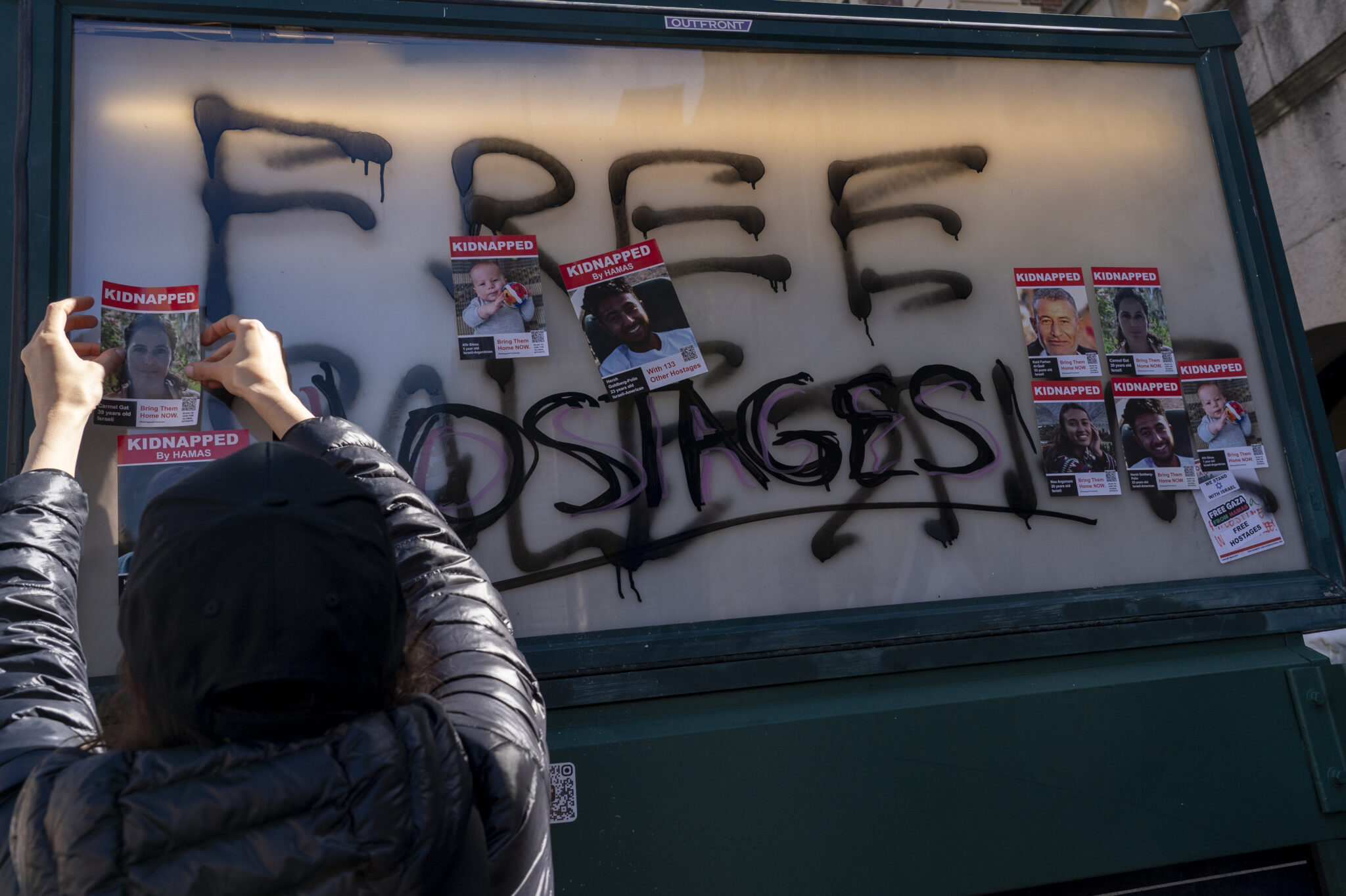 On Campus and Off: Documenting the Protests at Columbia University ...